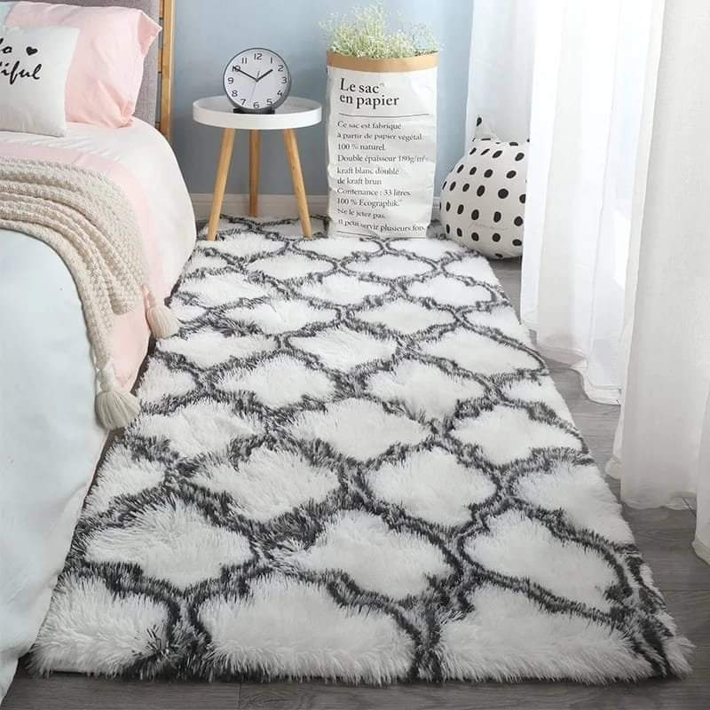 Fluffy bedside carpets – gemelli-collections