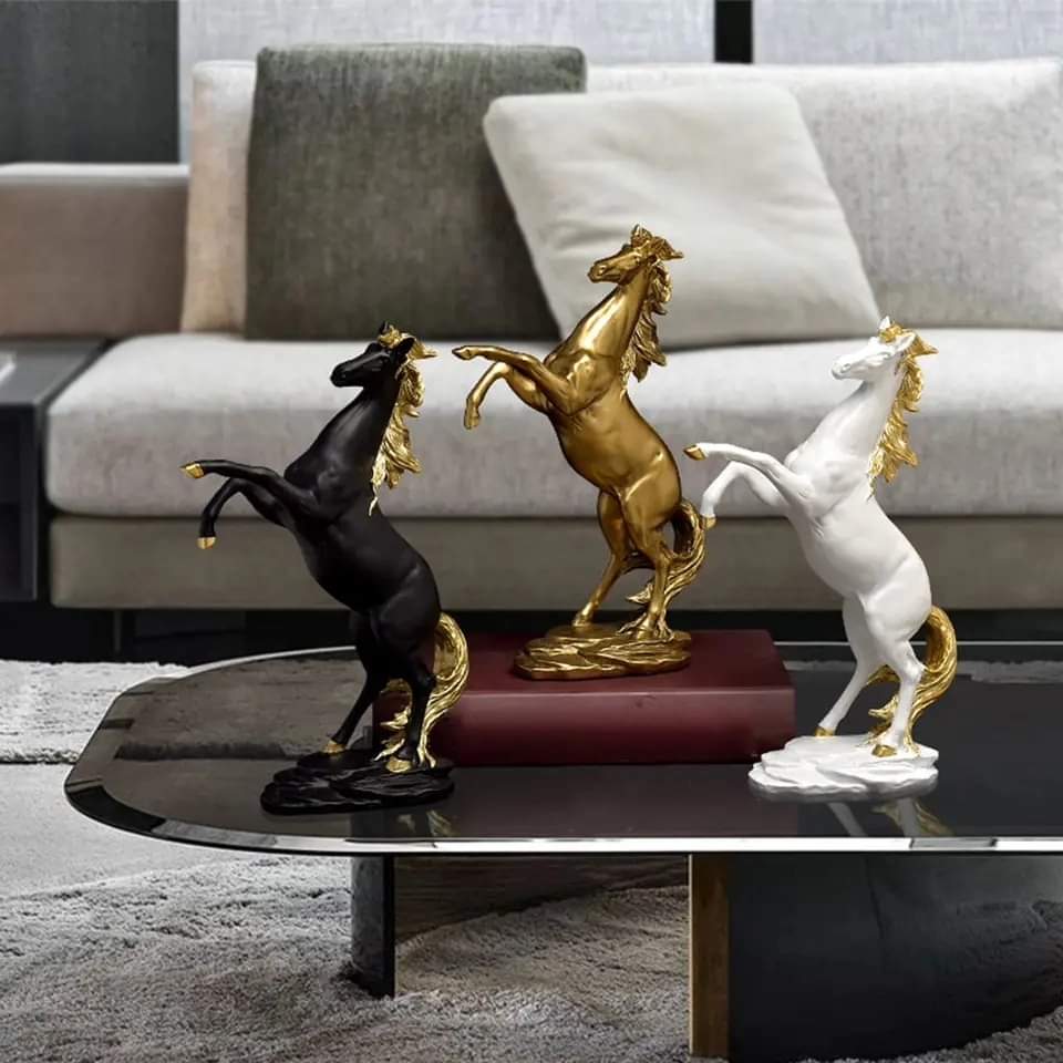 Decorative Horse Statue – gemelli-collections
