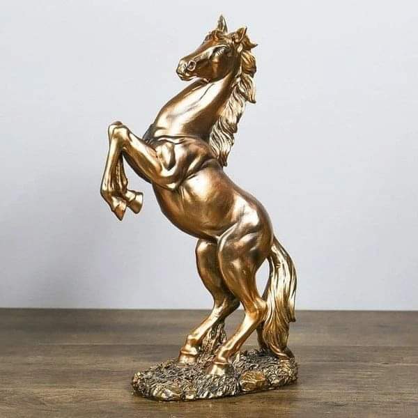 Decorative Resin Horse Statue – gemelli-collections